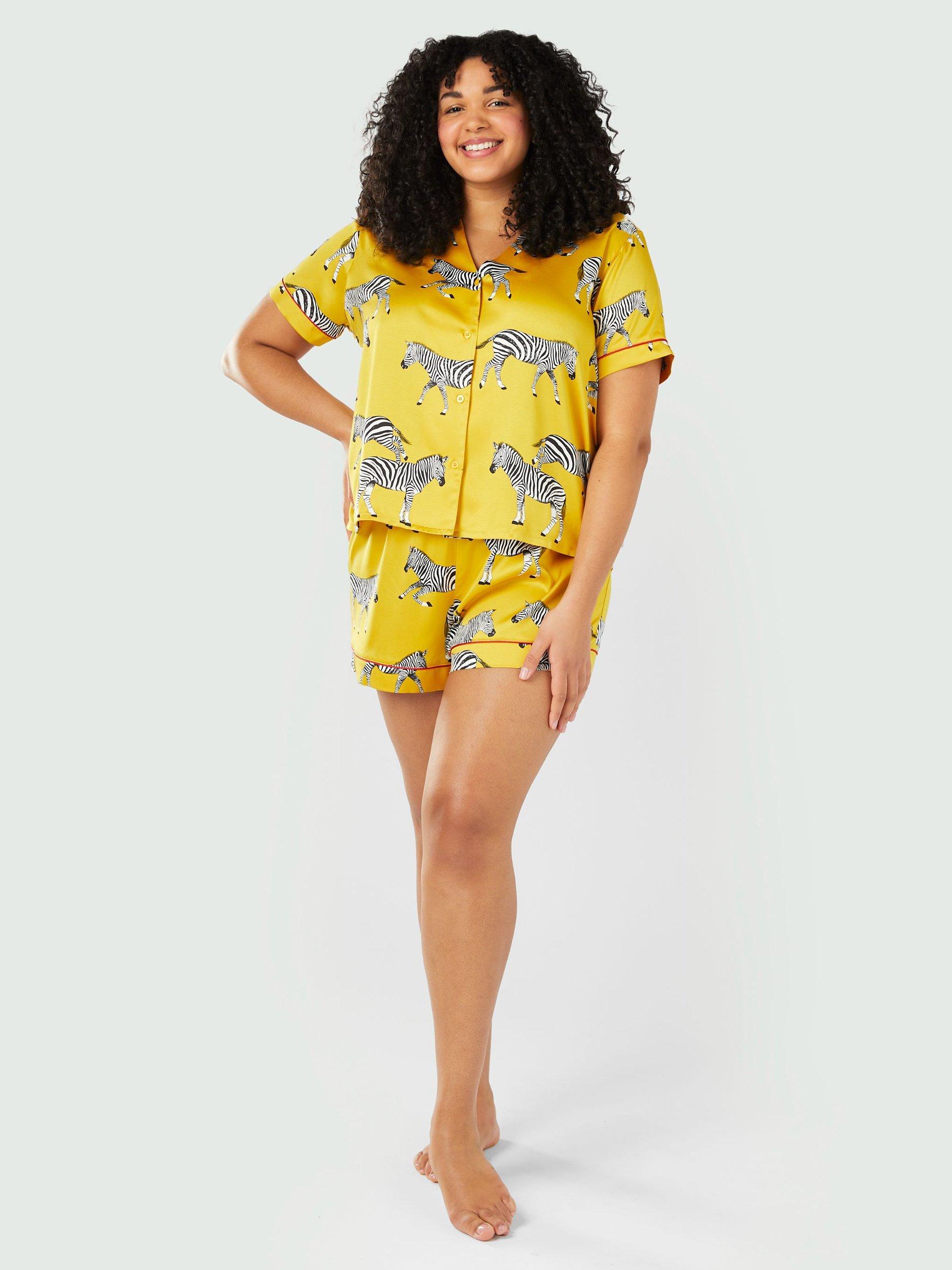 Chelsea Peers Curve Zebra Short Shirt Satin Pyjama Set, Mustard
