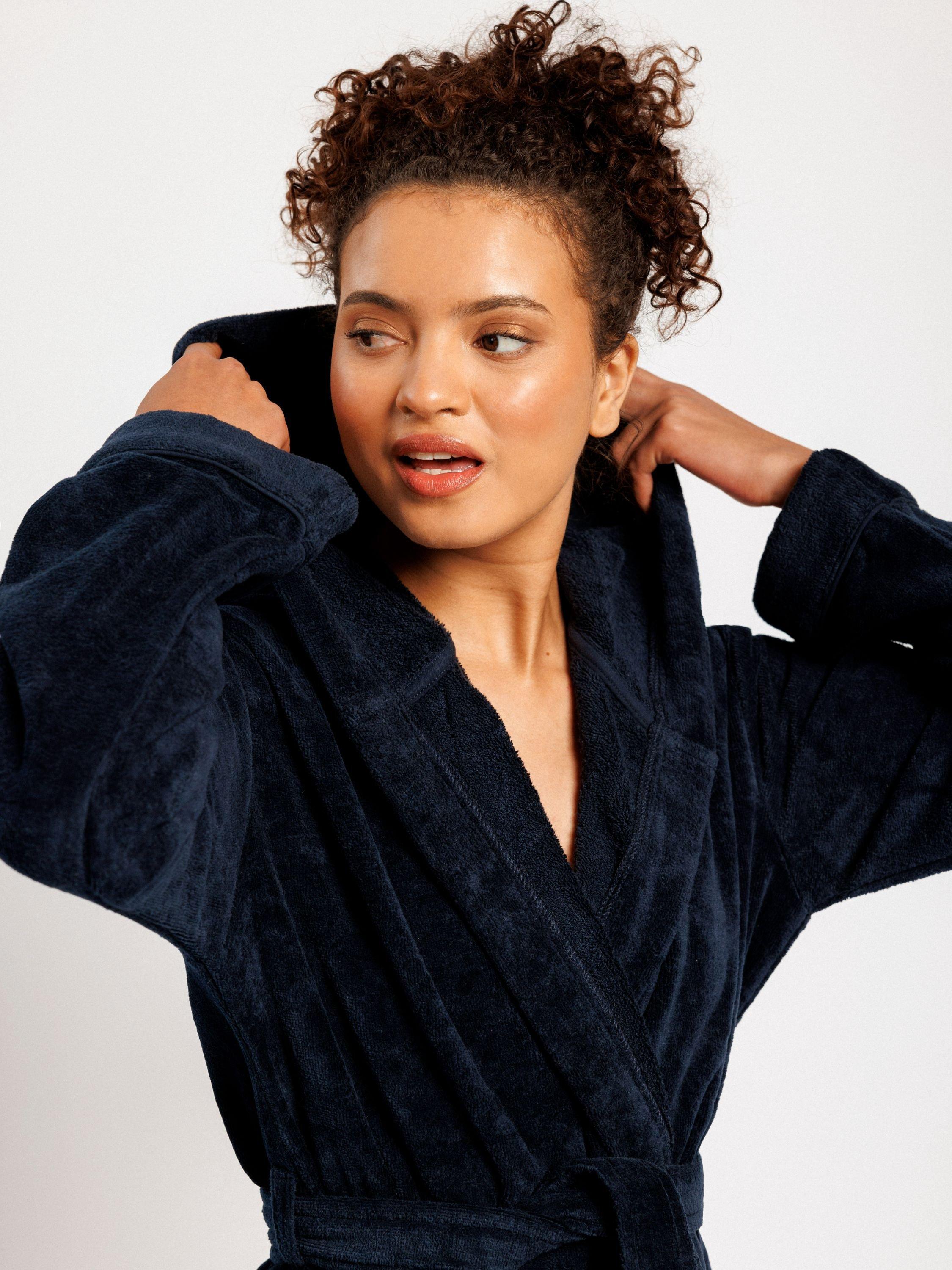 Chelsea Peers Premium Towelling Robe
