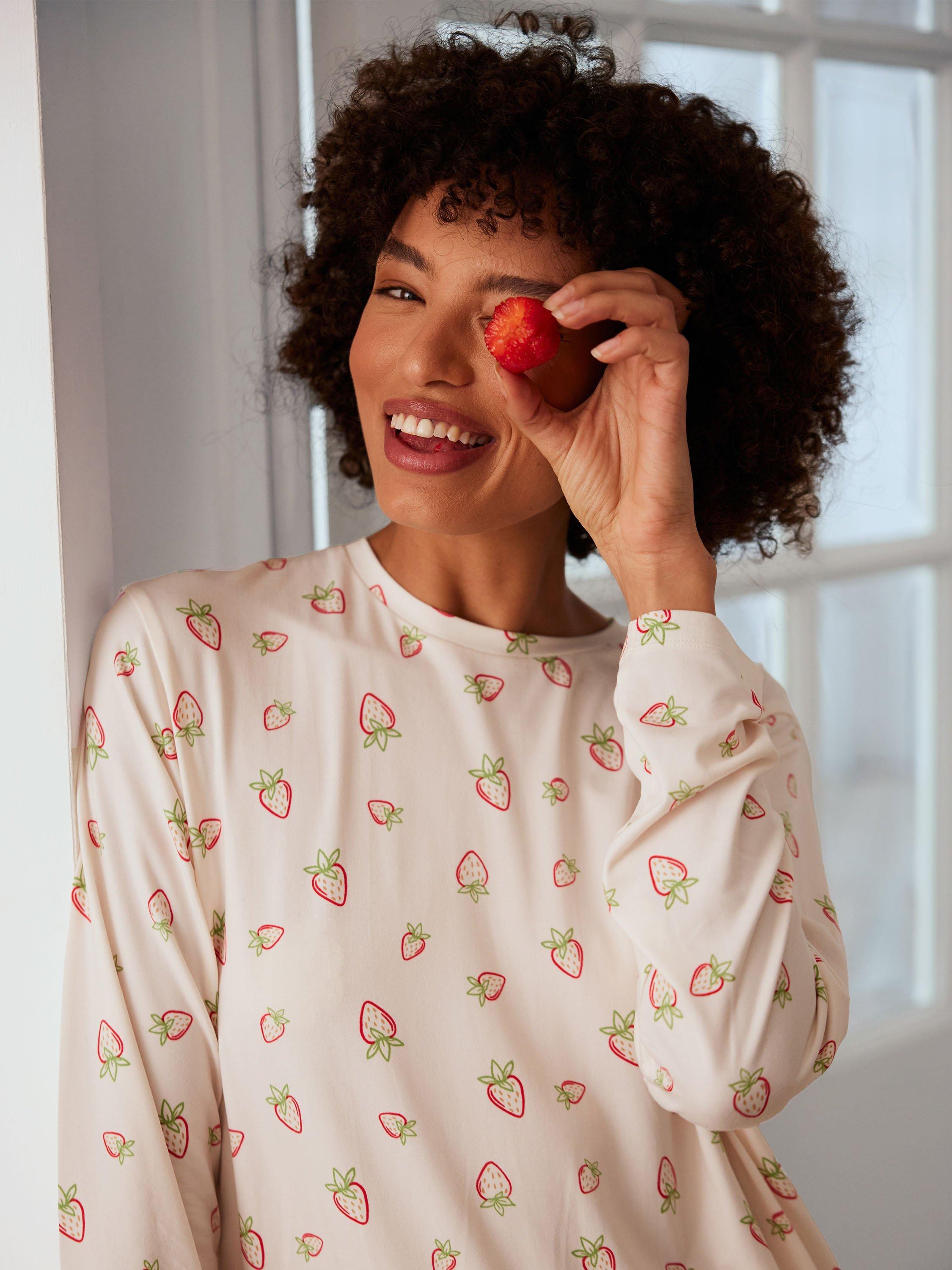 Chelsea Peers Strawberry Print Long Pyjama Set, Off White