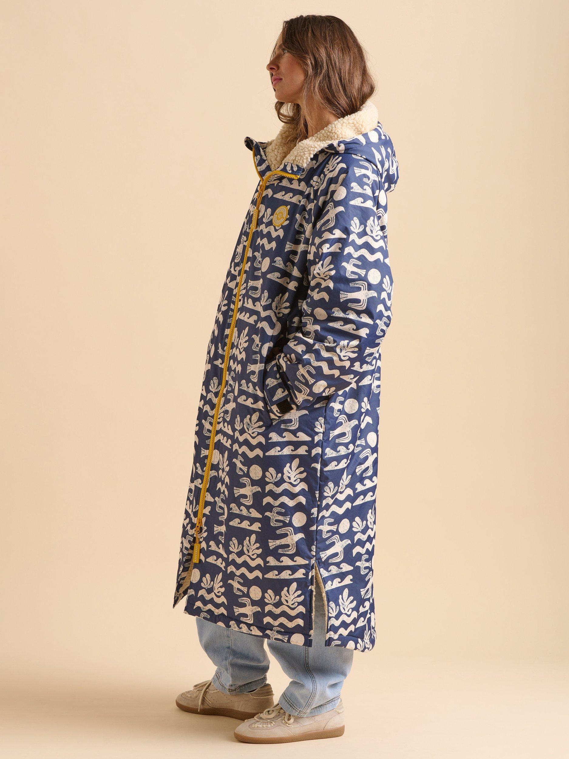 Brakeburn Coast Chinook Changing Robe, Blue