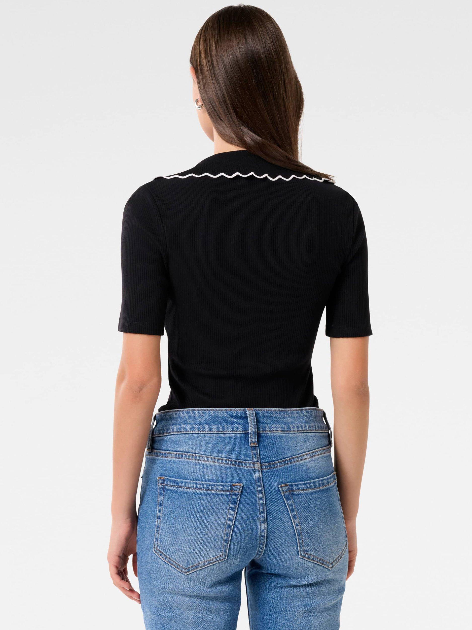 Forever New Nila Scallop Trim Polo Shirt, Black/Porcelain