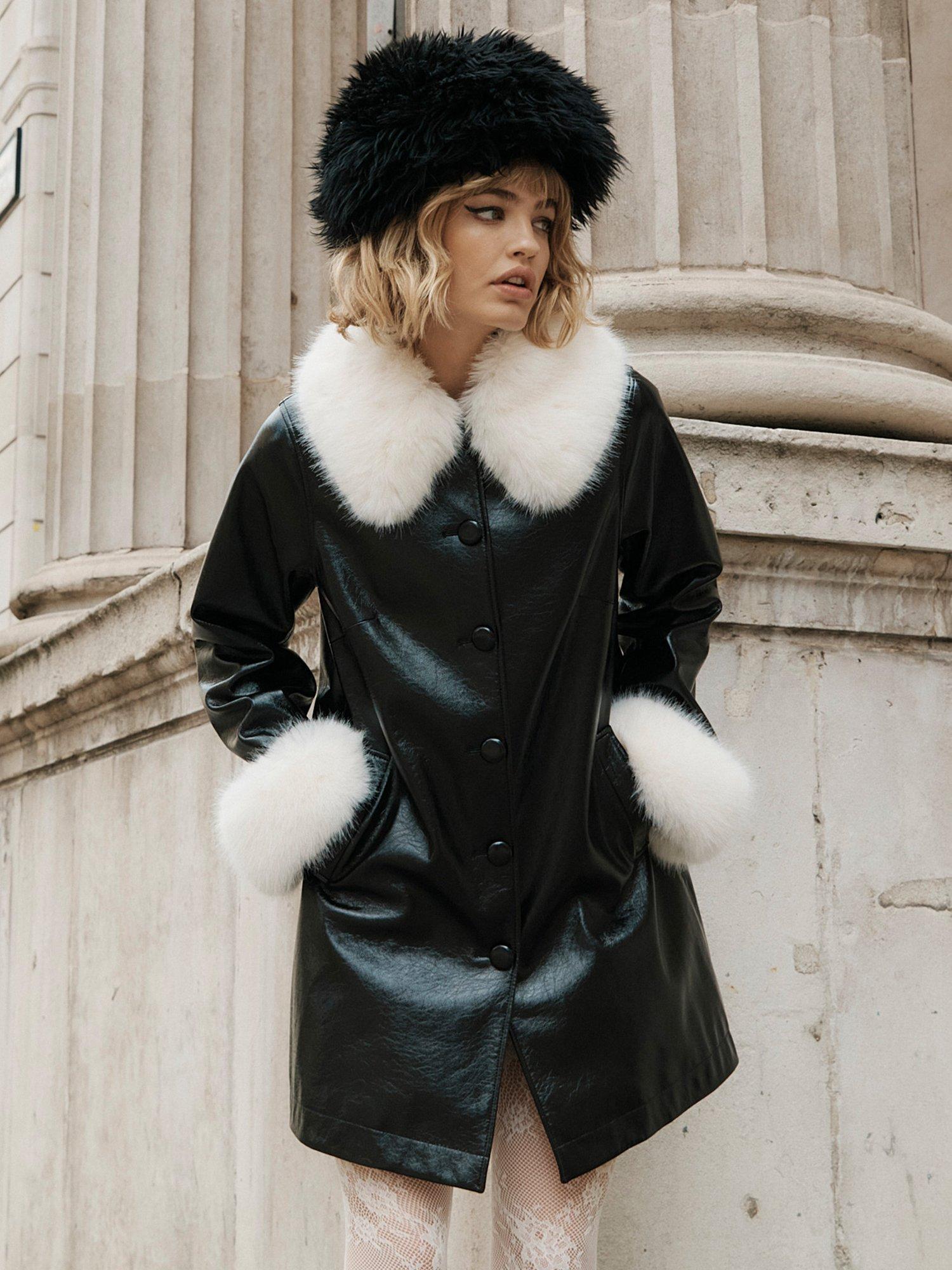 Queens of archive Stella Cracked Vinyl Coat, Black/White