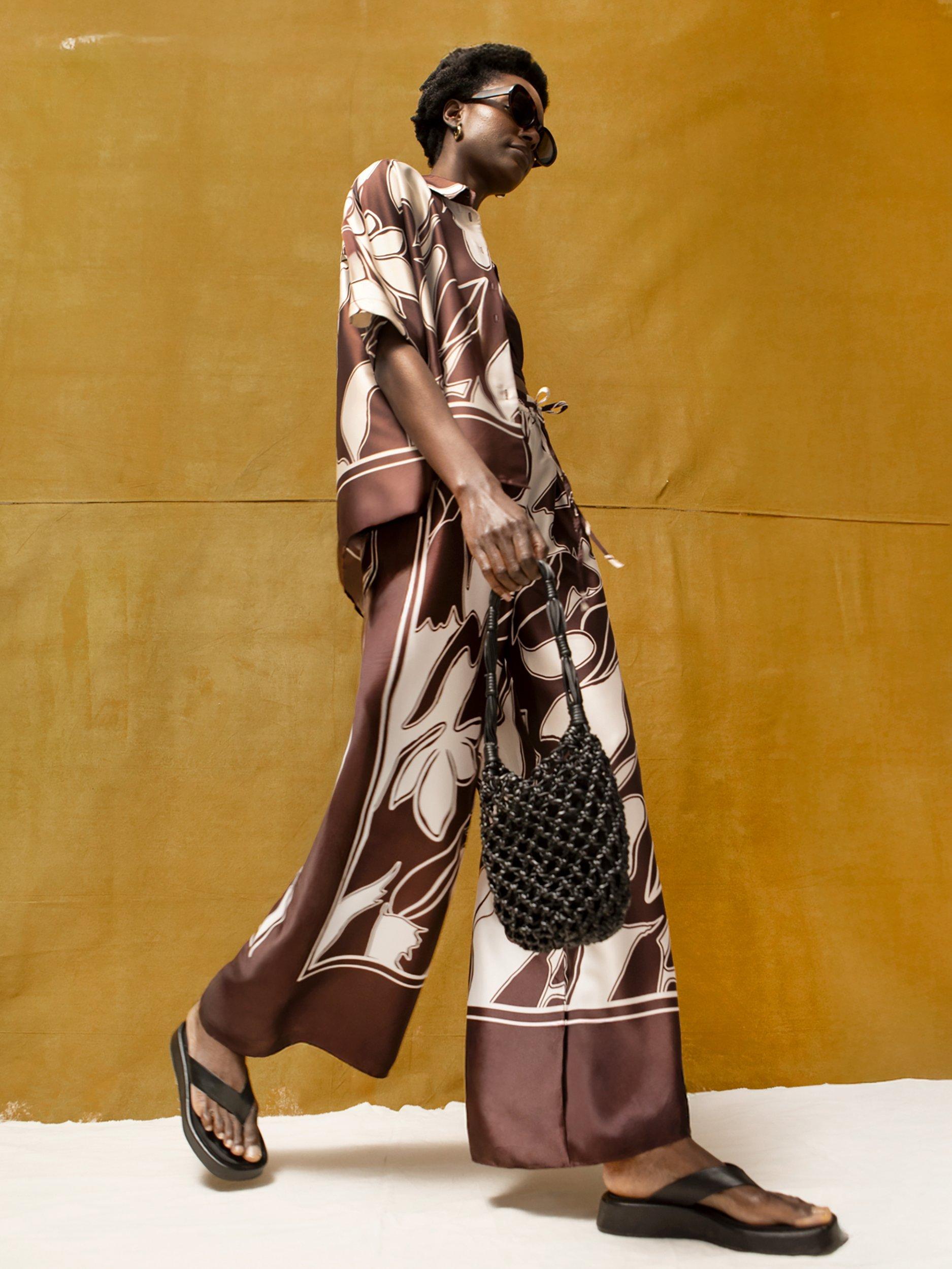 Ro&Zo Petite Swirl Border Print Trousers, Brown