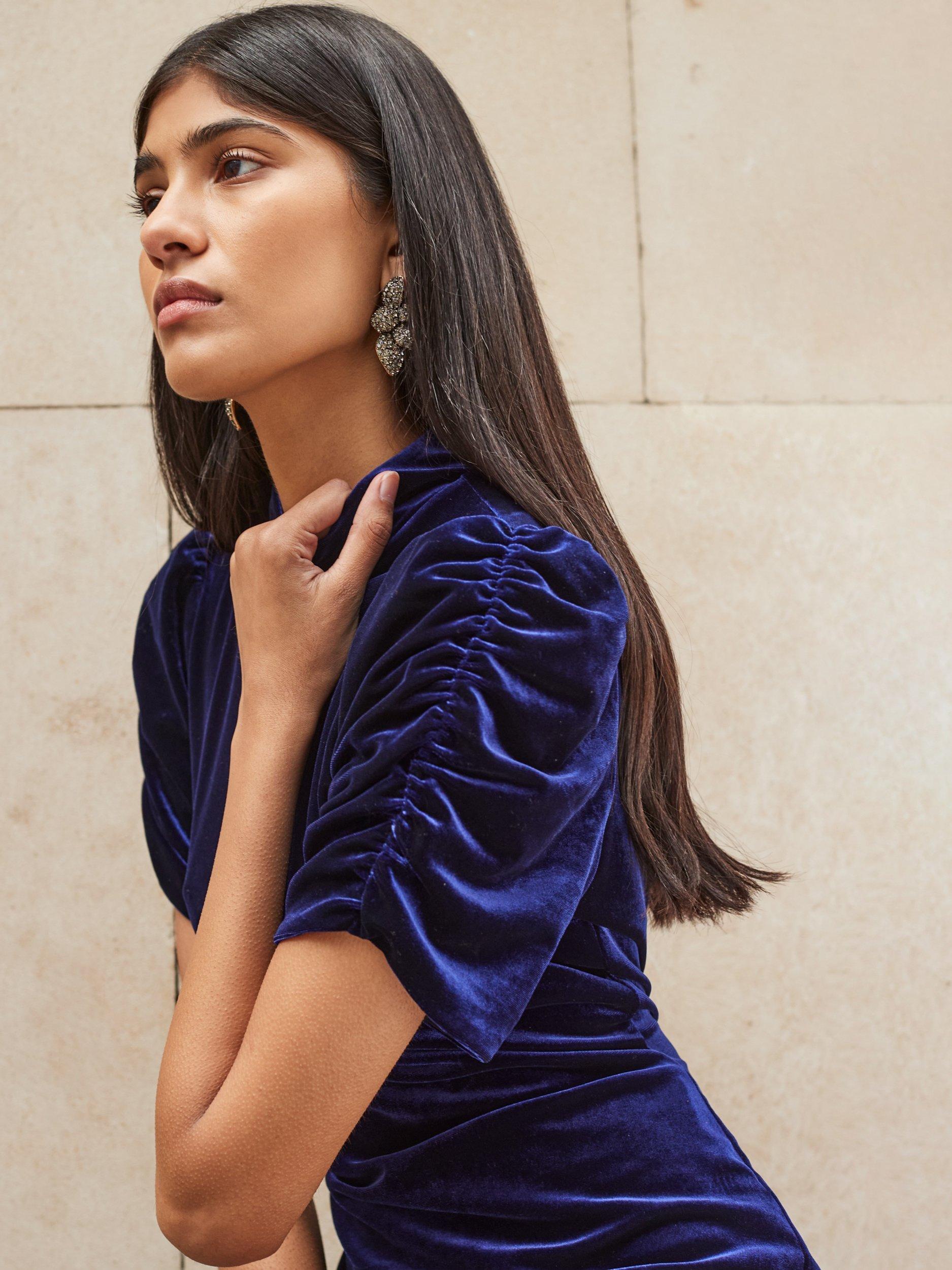 Ro&Zo Petite Harriet Puff Sleeve Velvet Dress, Blue