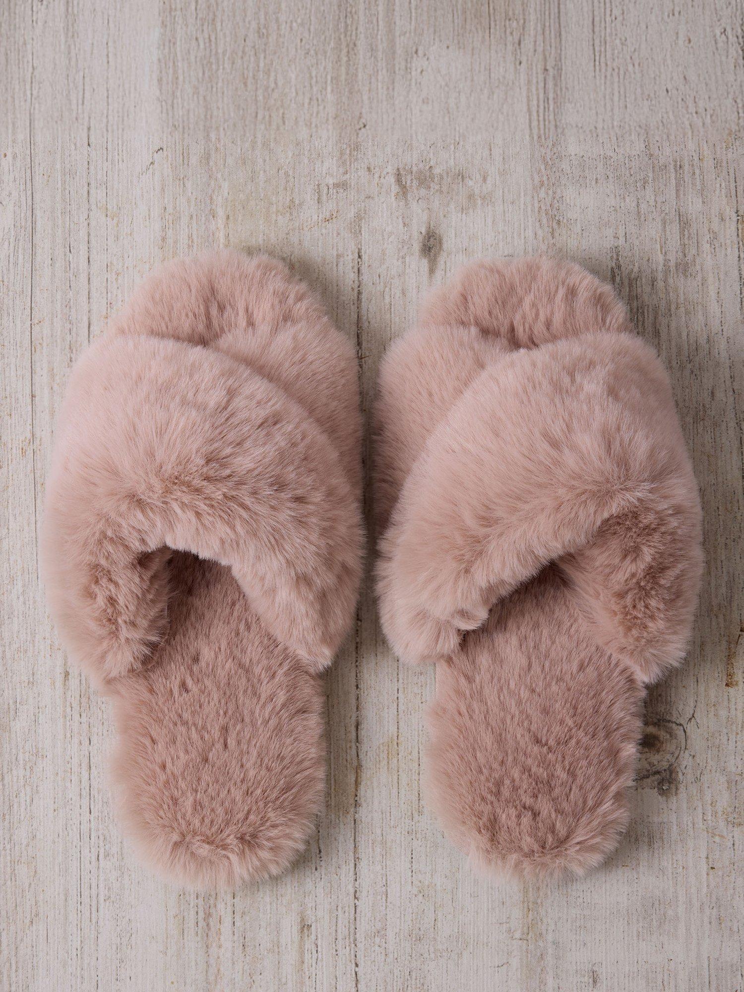 Chelsea Peers Faux Fur Cross Over Slippers, Pink