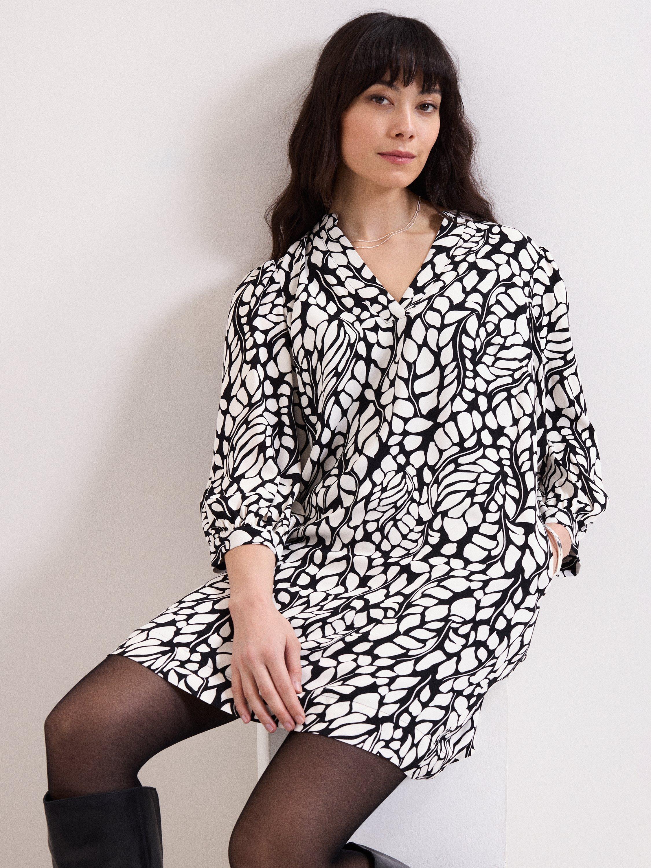 Phase Eight Milicia Leaf Print Tunic Dress, Black/Ivory