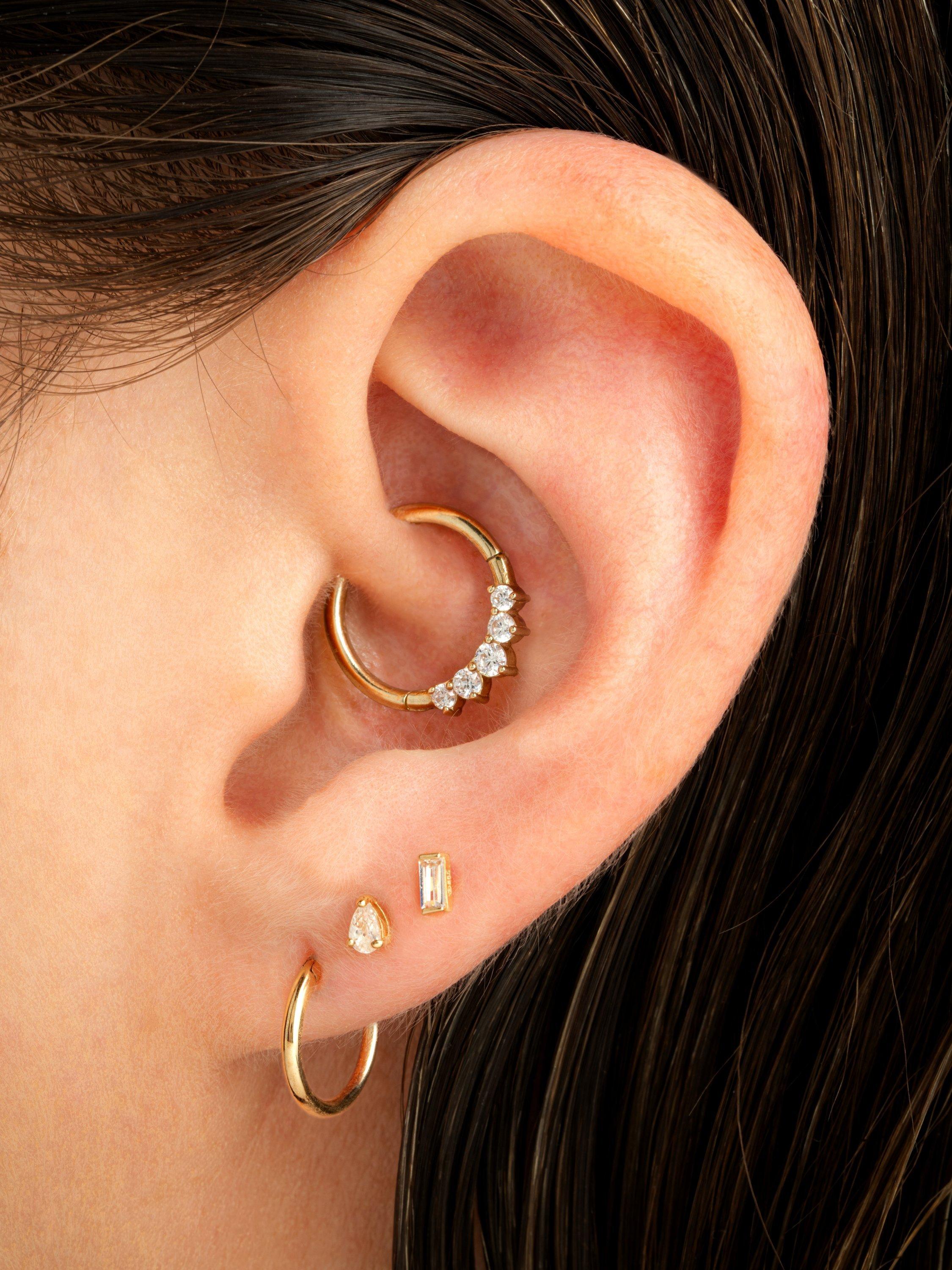 Tish Lyon Feronia 9ct Gold Graduated Gem Daith and Septum Hoop Earring Single