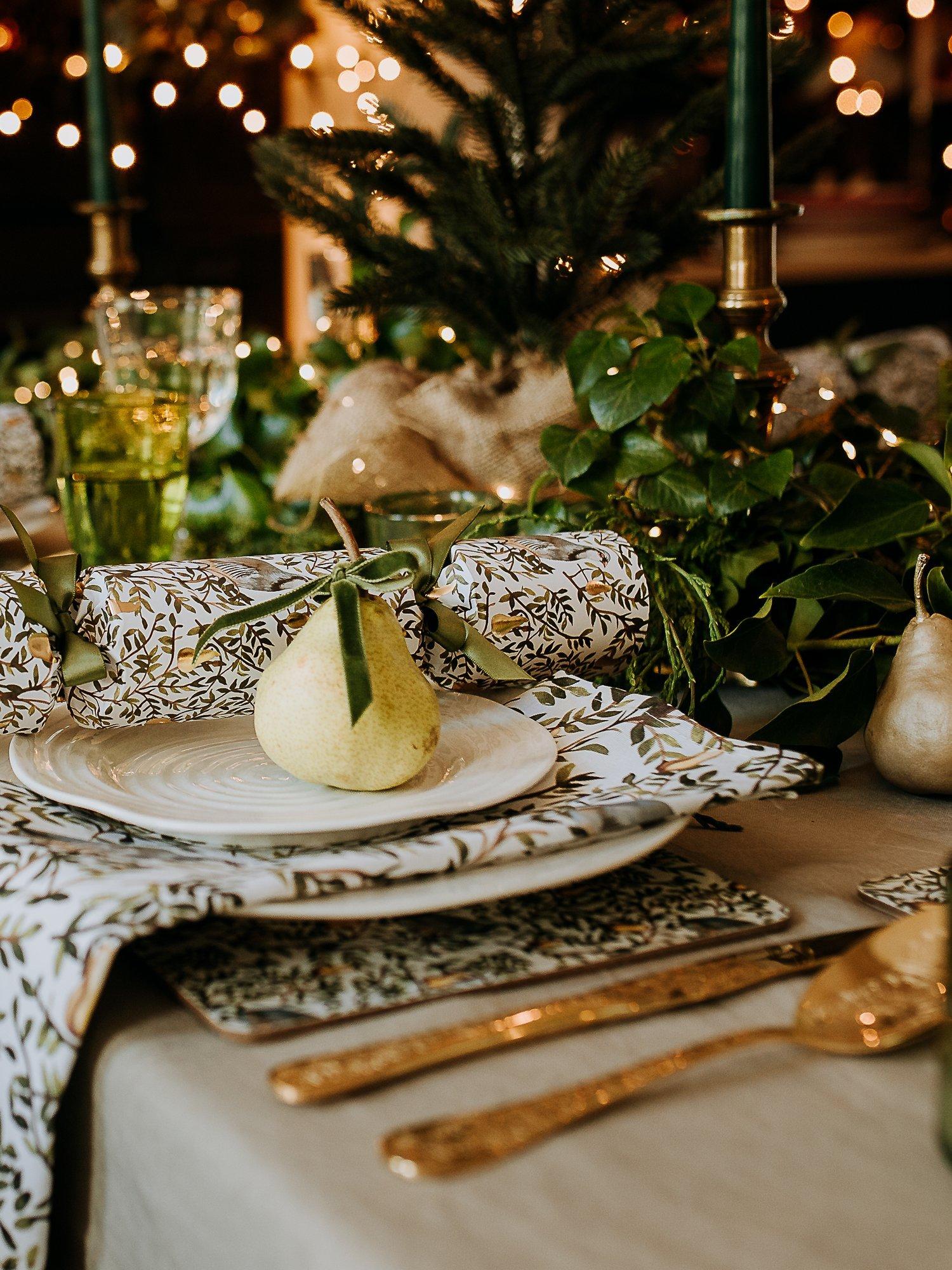 Nancy & Betty Partridge Luxury Christmas Crackers, Pack of 6