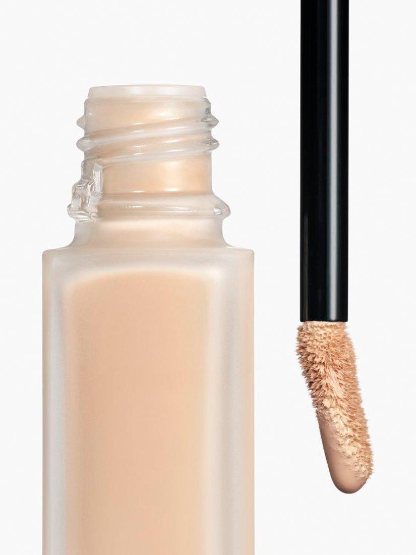 CHANEL Ultra Le Teint Le Correcteur Ultrawear All-Day Comfort Flawless ...