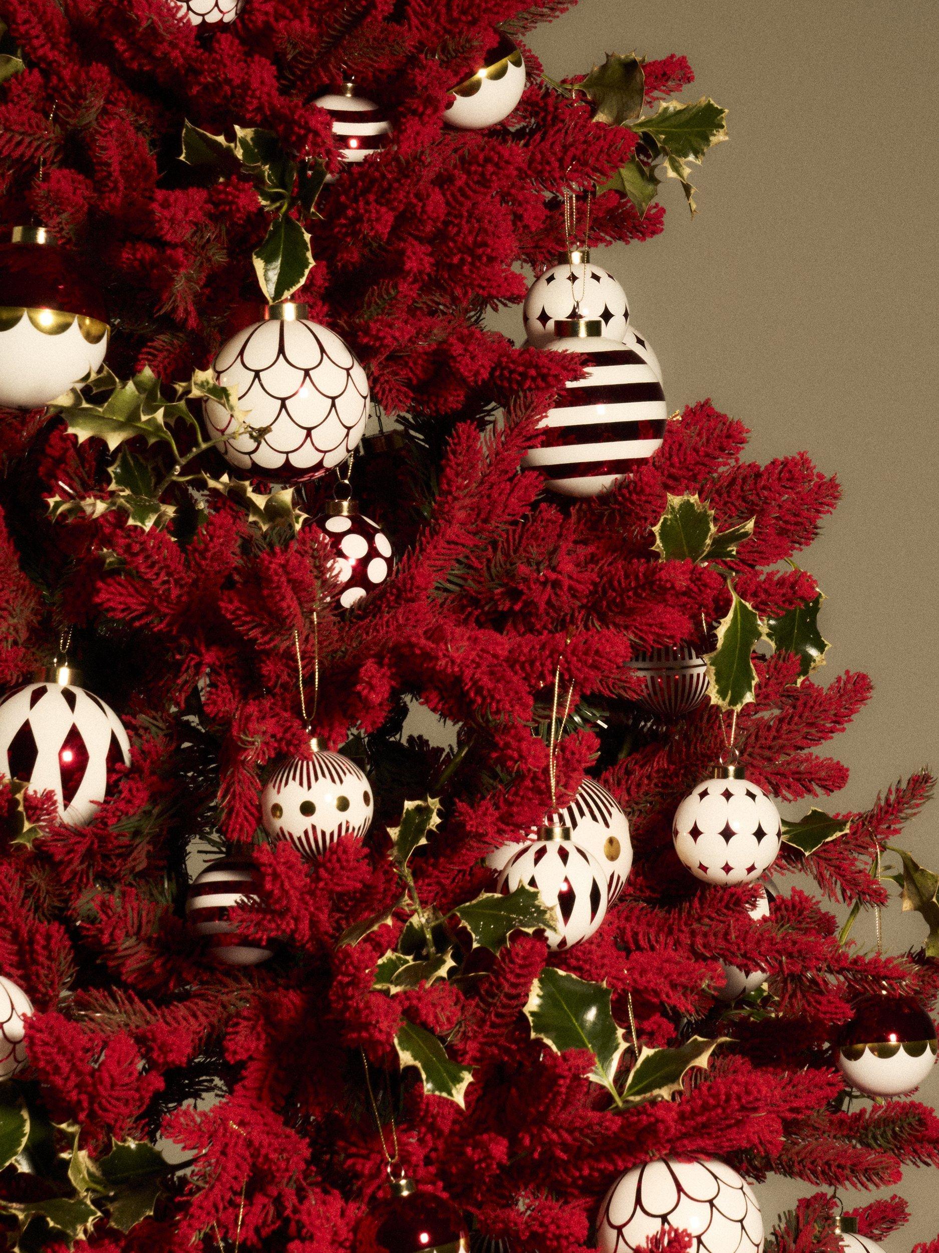 Alessi Delight No. 8 Christmas Tree Bauble, Red