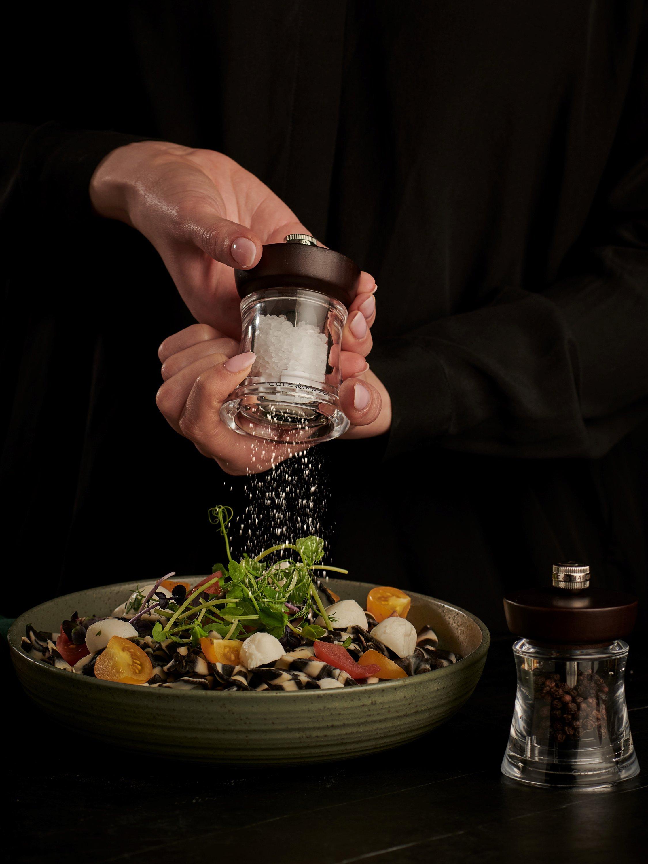 Cole & Mason Holborn Acrylic & Beech Wood Pepper Mill, Clear/Chocolate ...