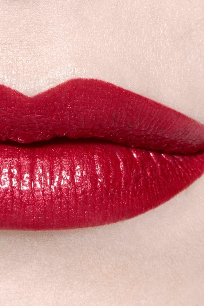 CHANEL Rouge Coco Bloom Hydrating And Plumping Lipstick, 142 Burst