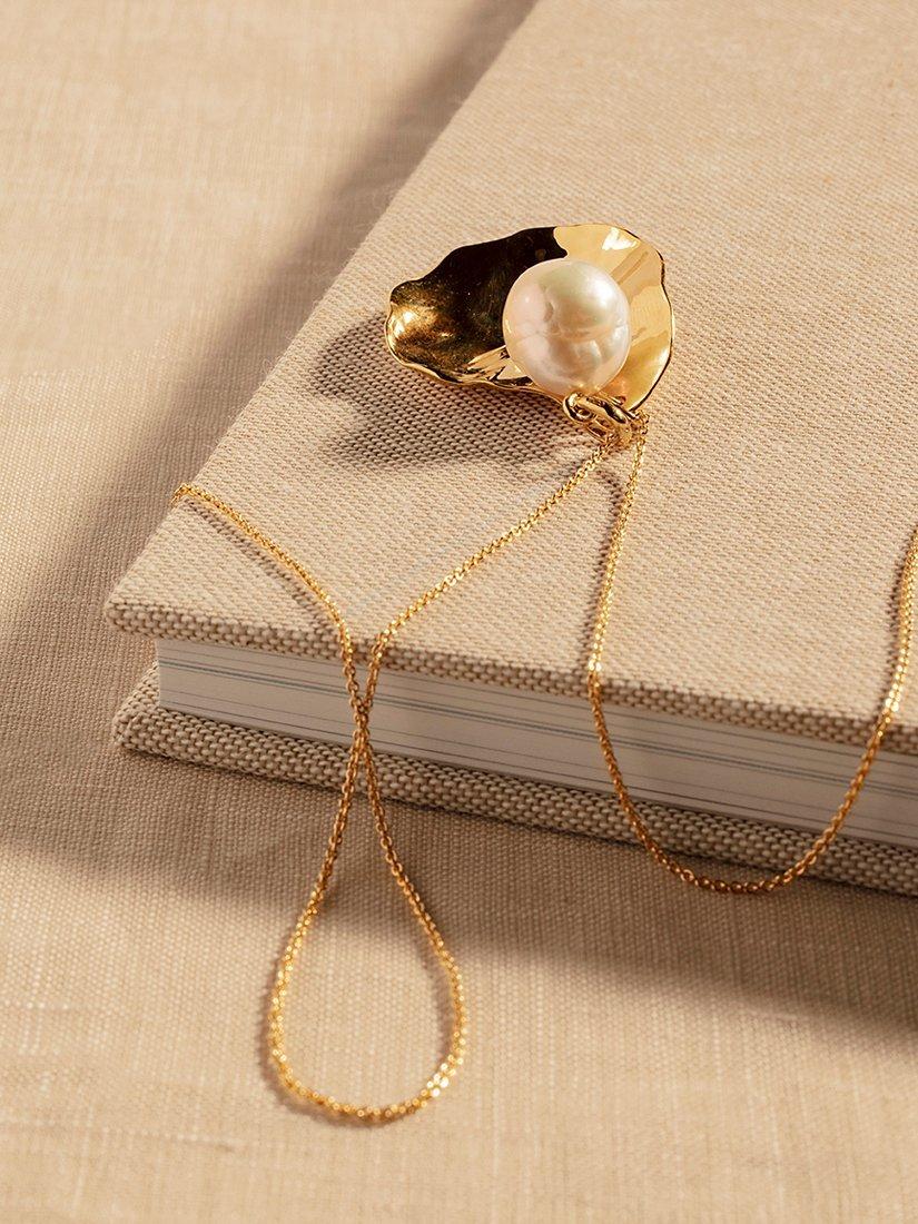 Monica Vinader Nura Baroque Pearl Charm Silver White